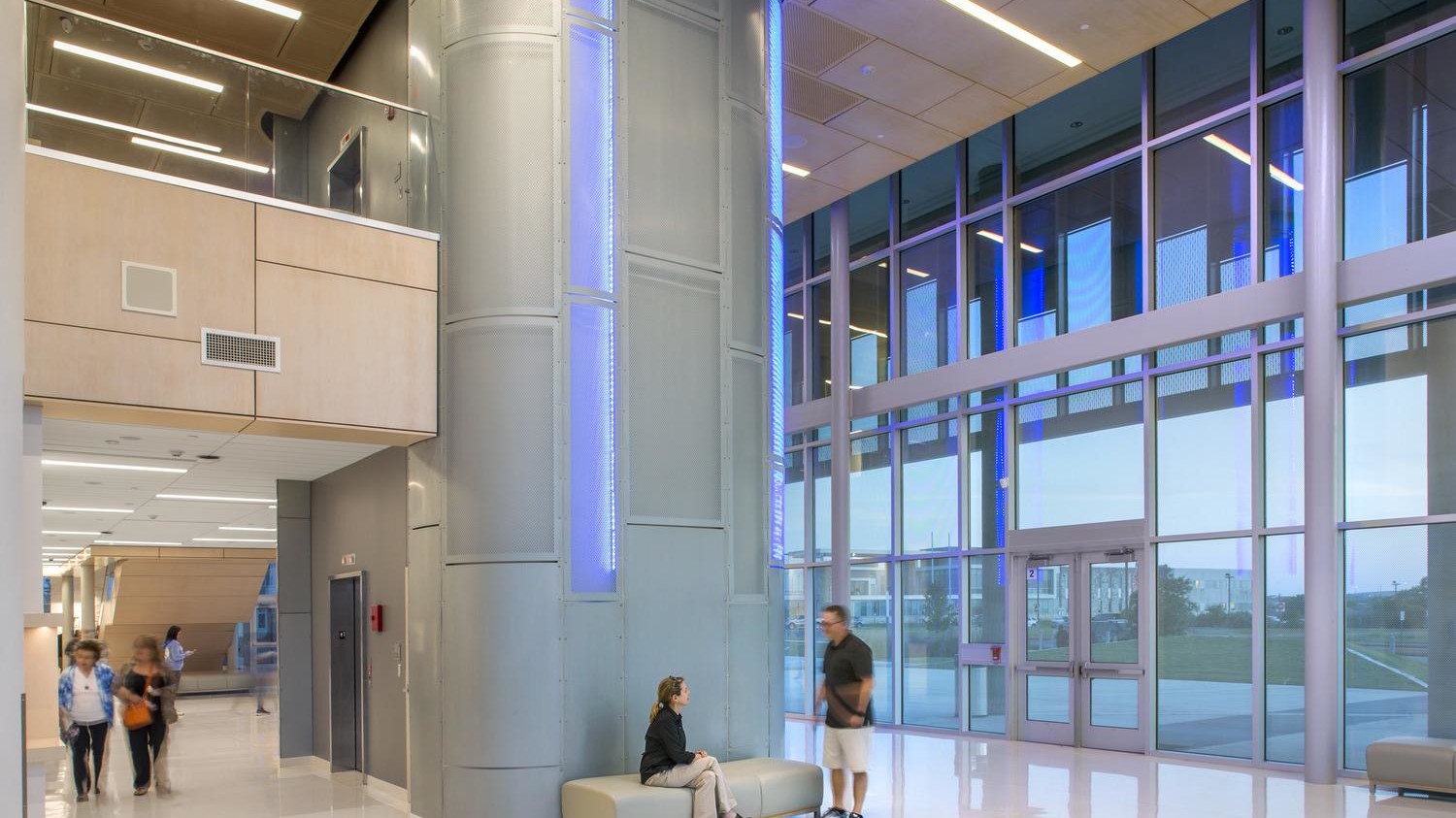 Cedar Ridge High School Auditorium - Bartlett Cocke